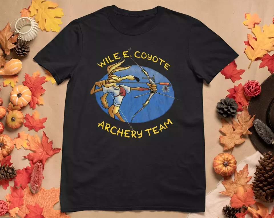 Wile E Coyote and the Road Runner Archery Team T shirt Black - Walmart.com