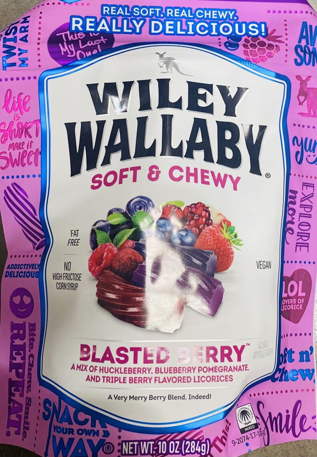 Wiley Wallaby Soft & Chewy BLASTED BERRY Gourmet Australian Licorice 10 ...