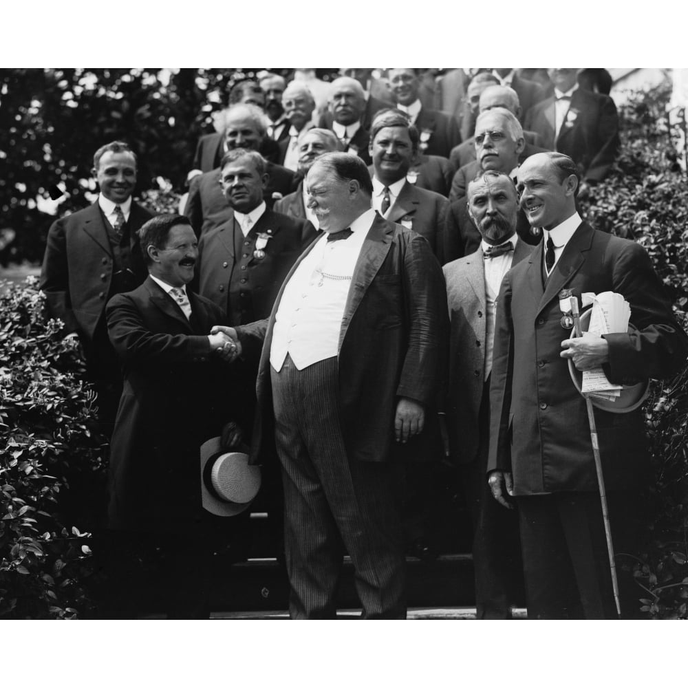 William Howard Taft Receives News Of His Nomination As The Republican ...