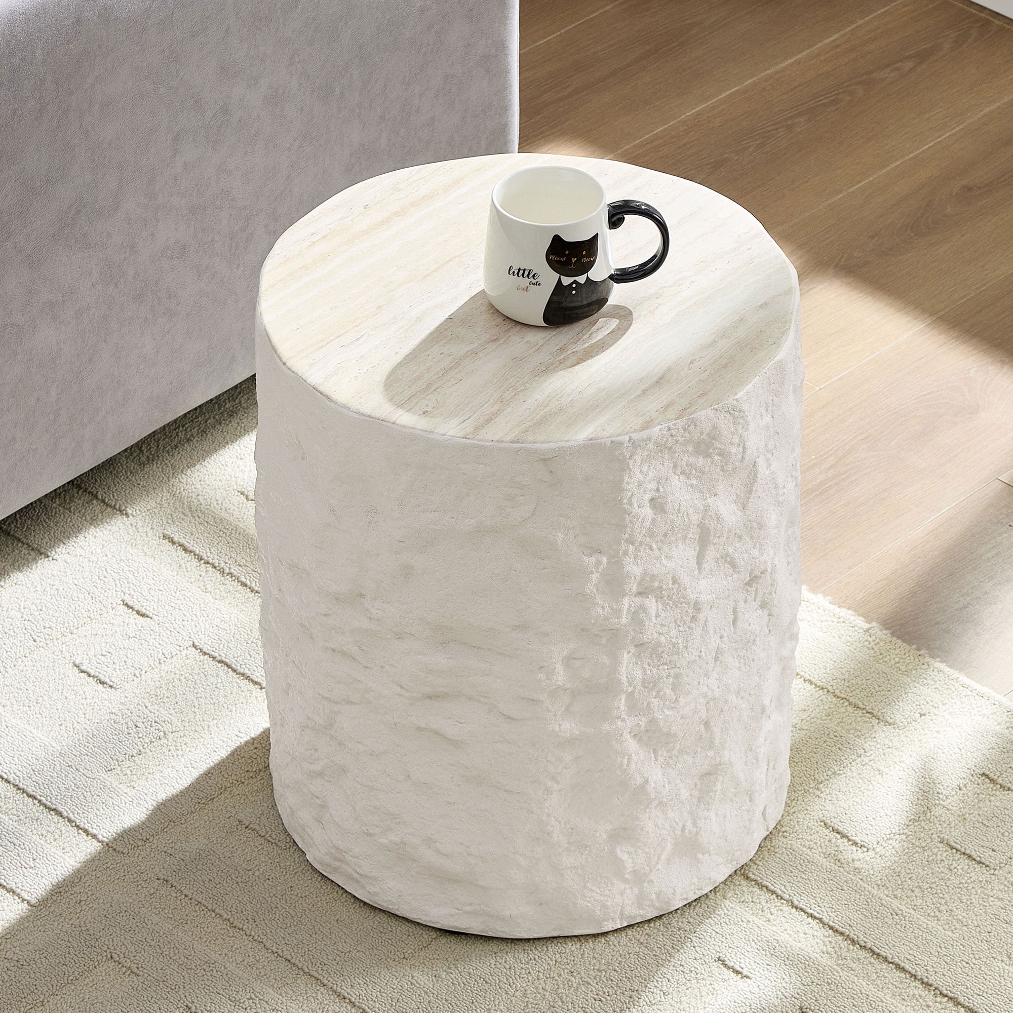 Williamspace Round Side Table 15.75'' Fiberglass Small Coffee Table for ...