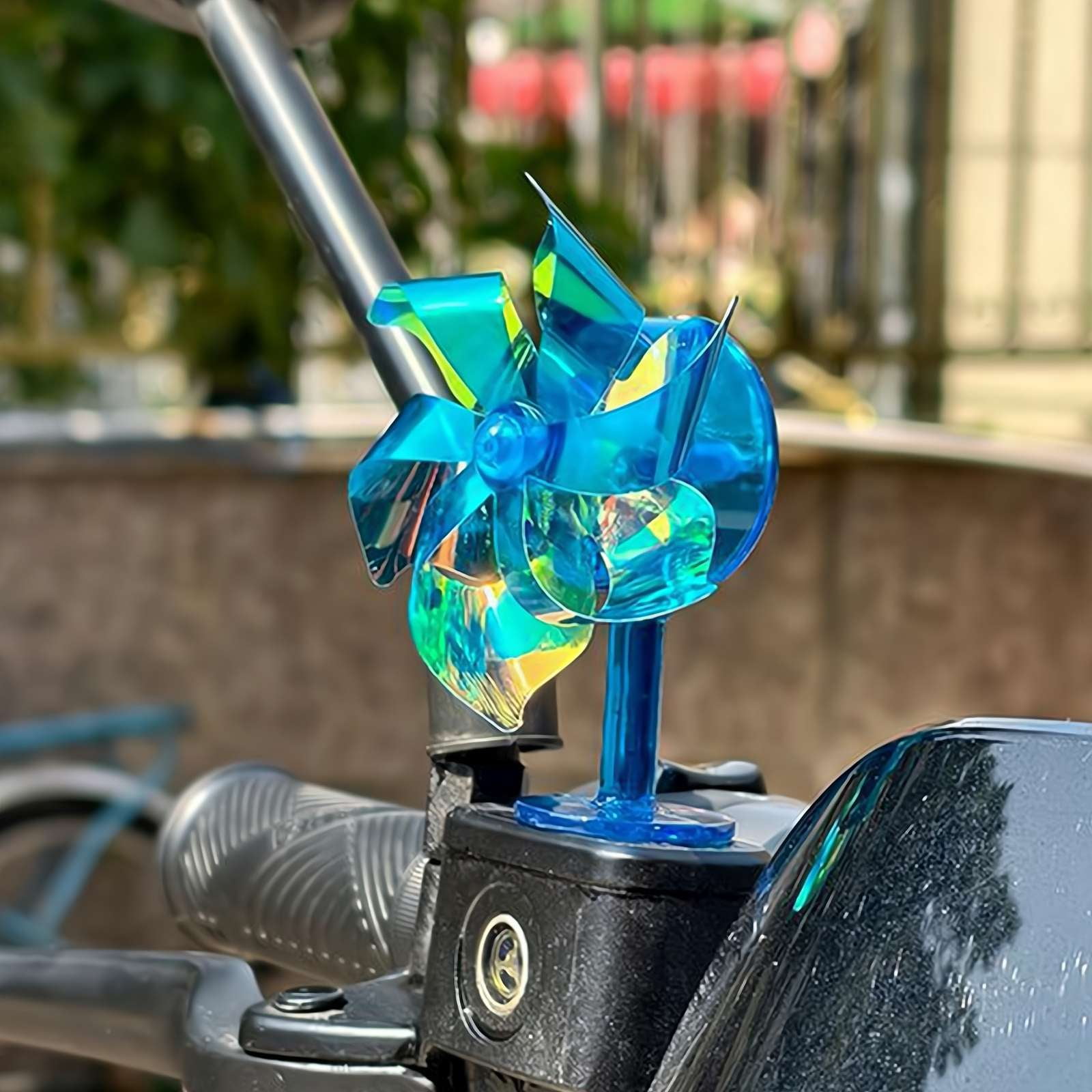 Wind Powered LED Handlebar Pinwheel, Handlebar Windmill Decor with LED ...