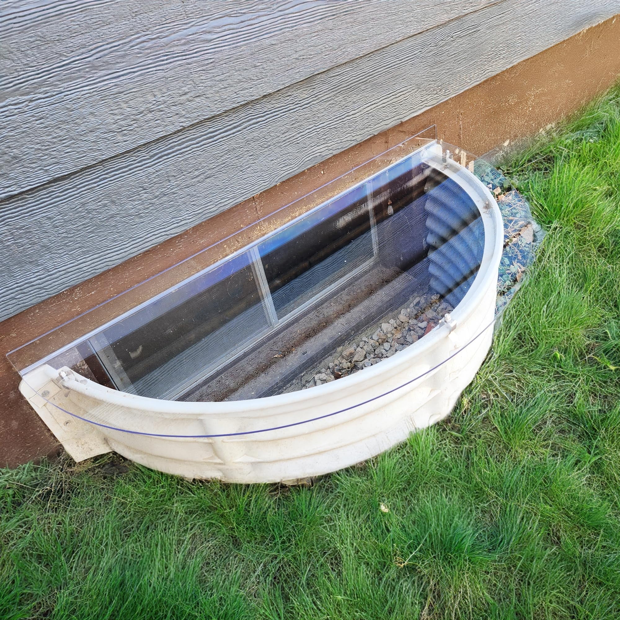 Window Well Supply "Just Cover It" Clear Polycarbonate Window Well ...
