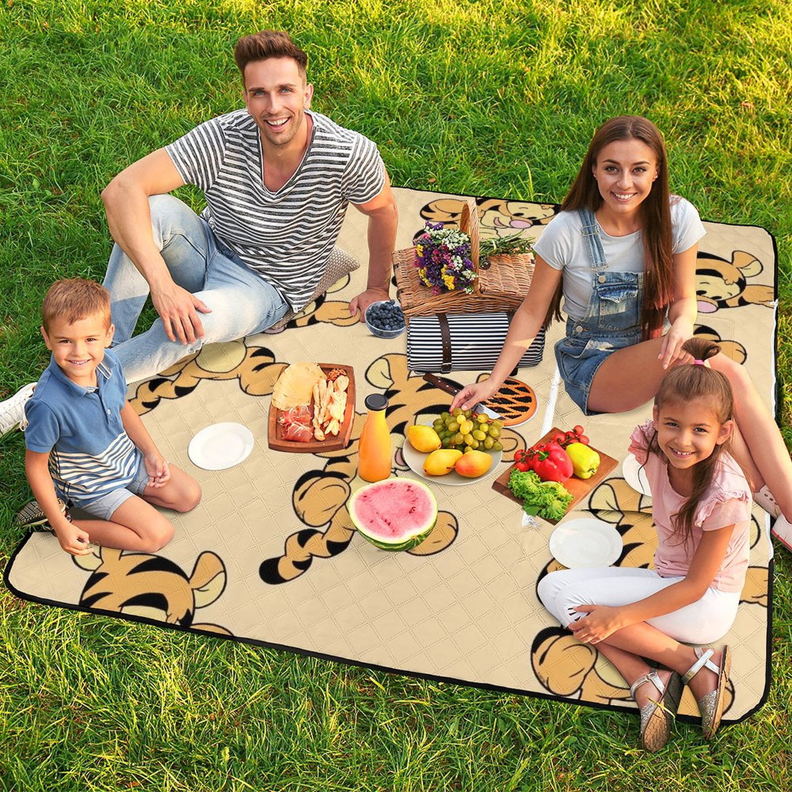 Winnie The Pooh Friends Tigger Picnic Blankets Extra Large - Beach ...