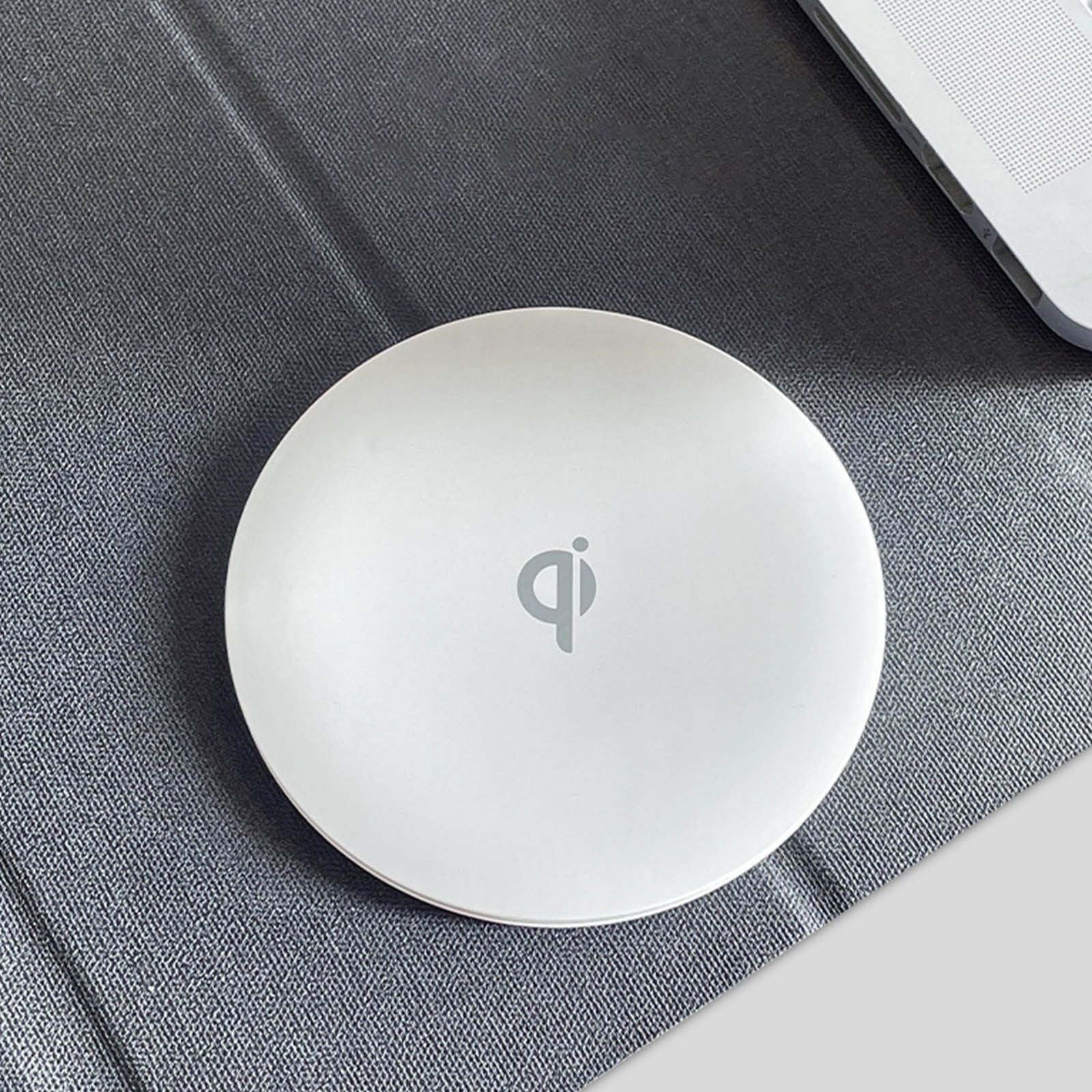 Wireless Charging Pad, 15W Wireless Charger Is To Mobile Phone Desktop ...
