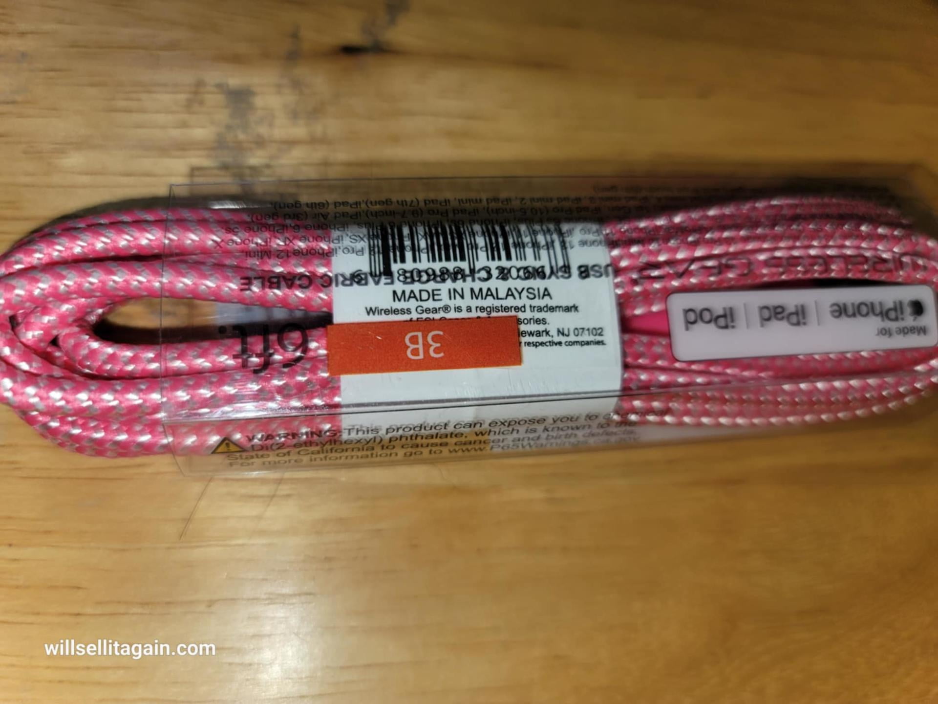 Wireless Gear USB Sync & Charge Fabric iPhone Charger 6ft (Pink ...
