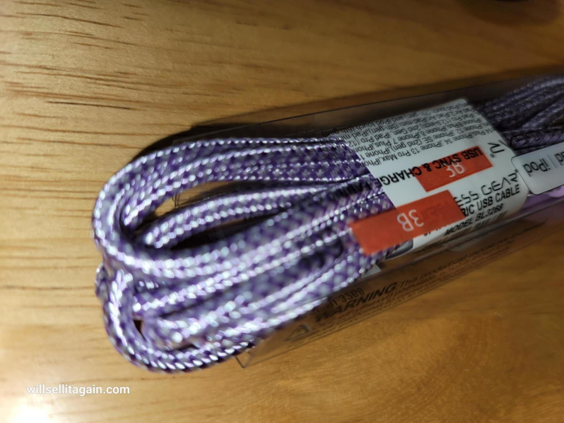 Wireless Gear USB Sync & Charge Fabric iPhone Charger 6ft (Purple ...