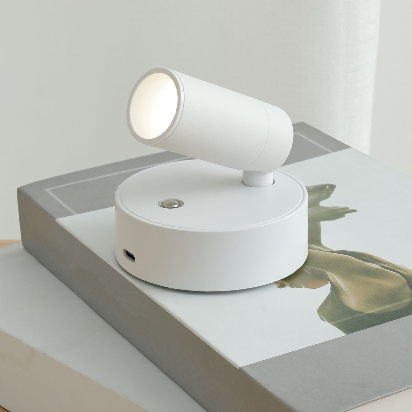 Wireless LED Spotlight 1800mAh Chargable Accent Lights Wall Light with ...