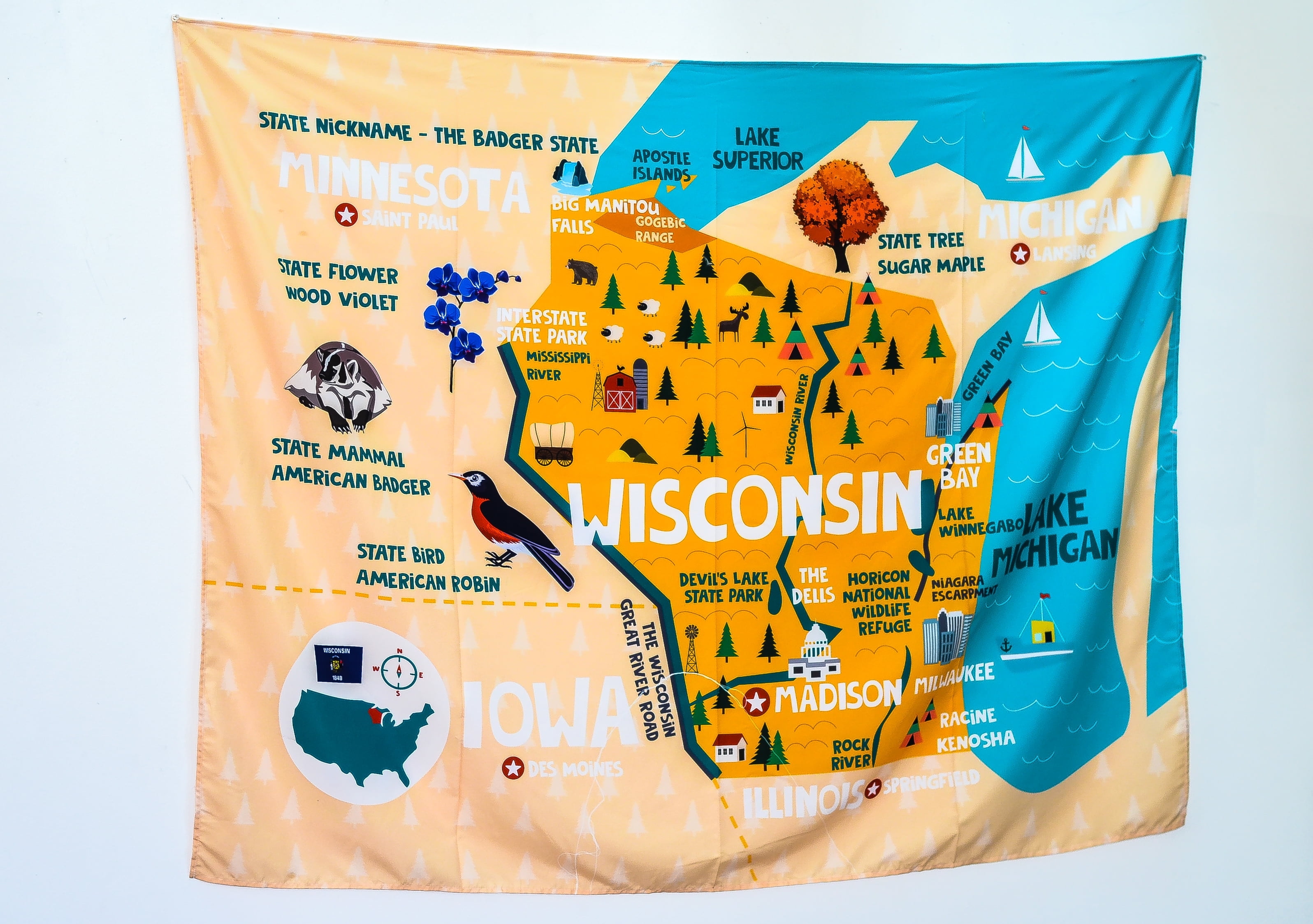 Birdy Boutique Wisconsin Map Tapestry – 60" x 46" Educational Wall ...