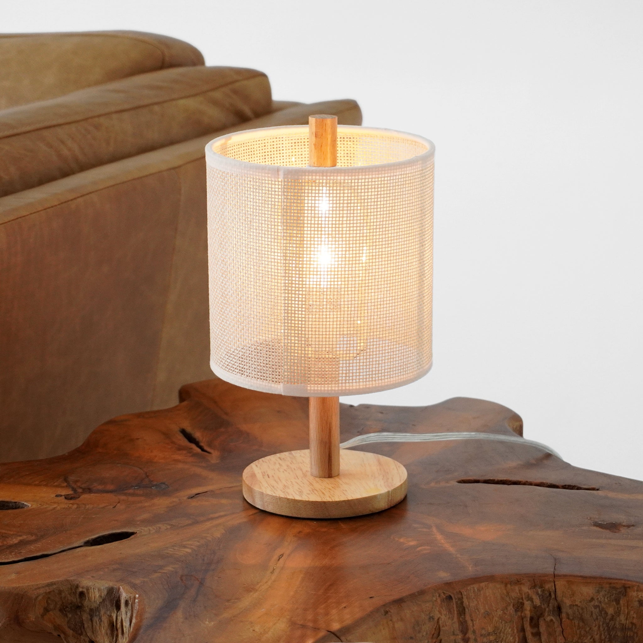 Witaxima Levio Table Lamp, Natural Oak Wooden Base with Linen Shade 110 ...