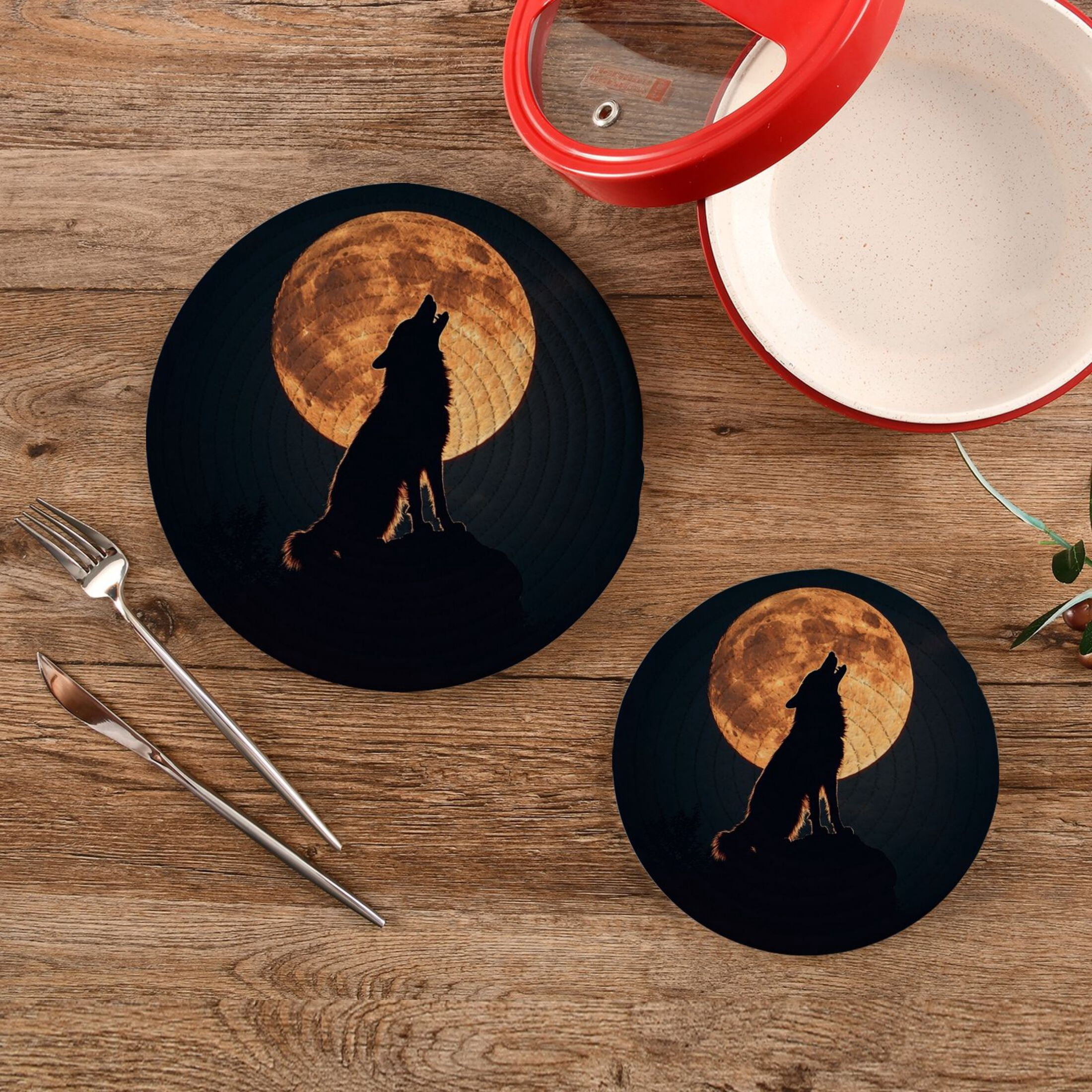 Wobogo The Legend Of Starving Wolf Trivets Potholders Set of 2 Cotton ...