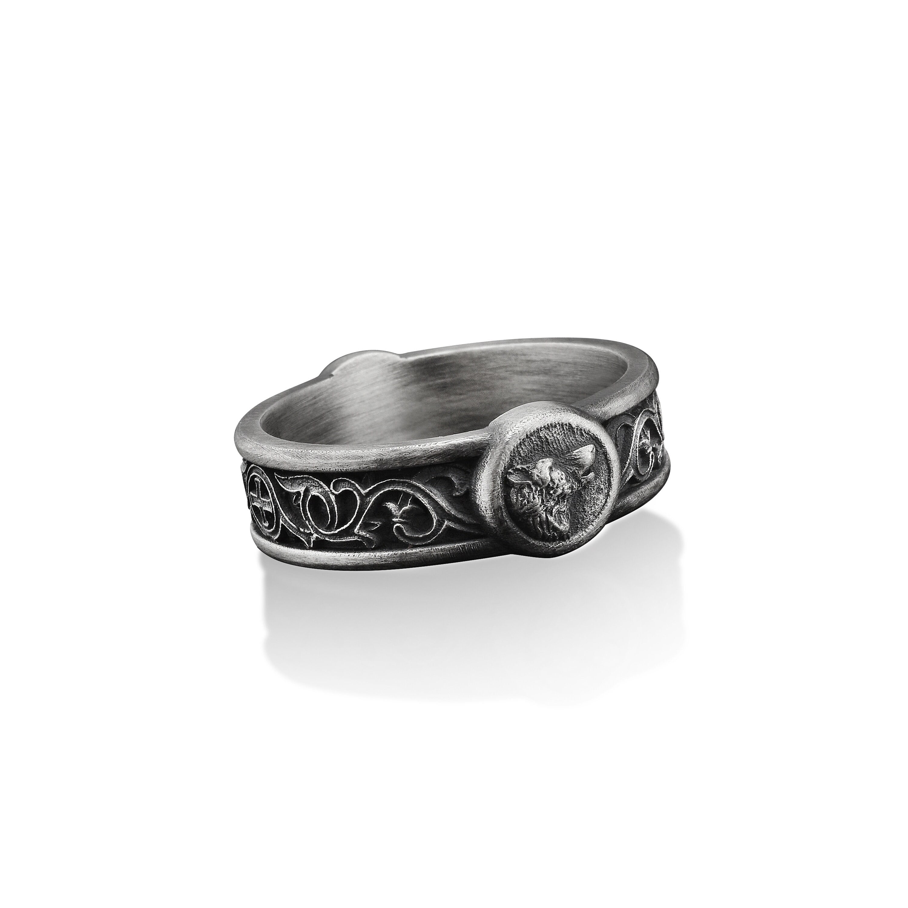 Wolf with floral victorian motifs wedding band ring for men, Wolf mens ...