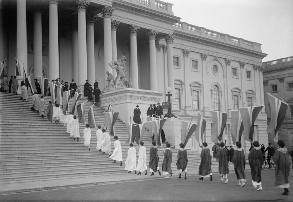 Woman Suffrage Demonstration With Banners At The U.S. Capitol In 1917 ...