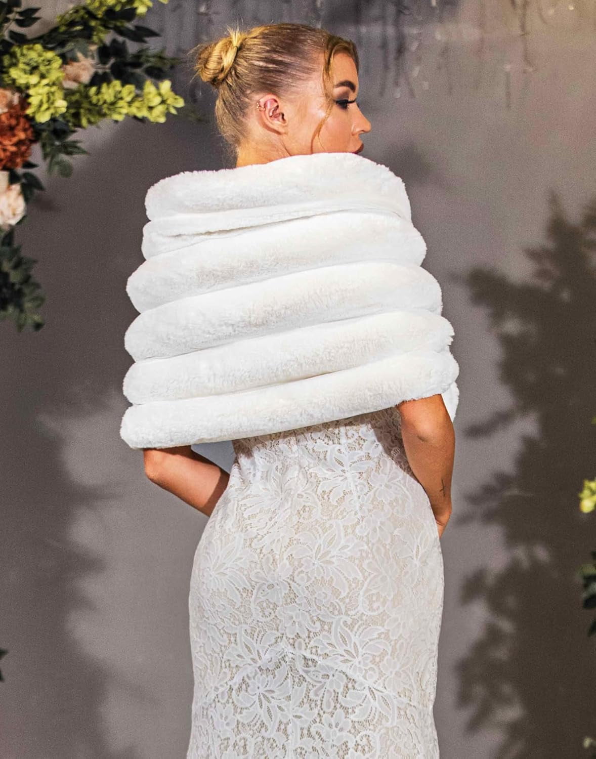 Women Wedding Faux Fur Shawl and Wrap Bridal Winter Fur Stole Shrug for ...