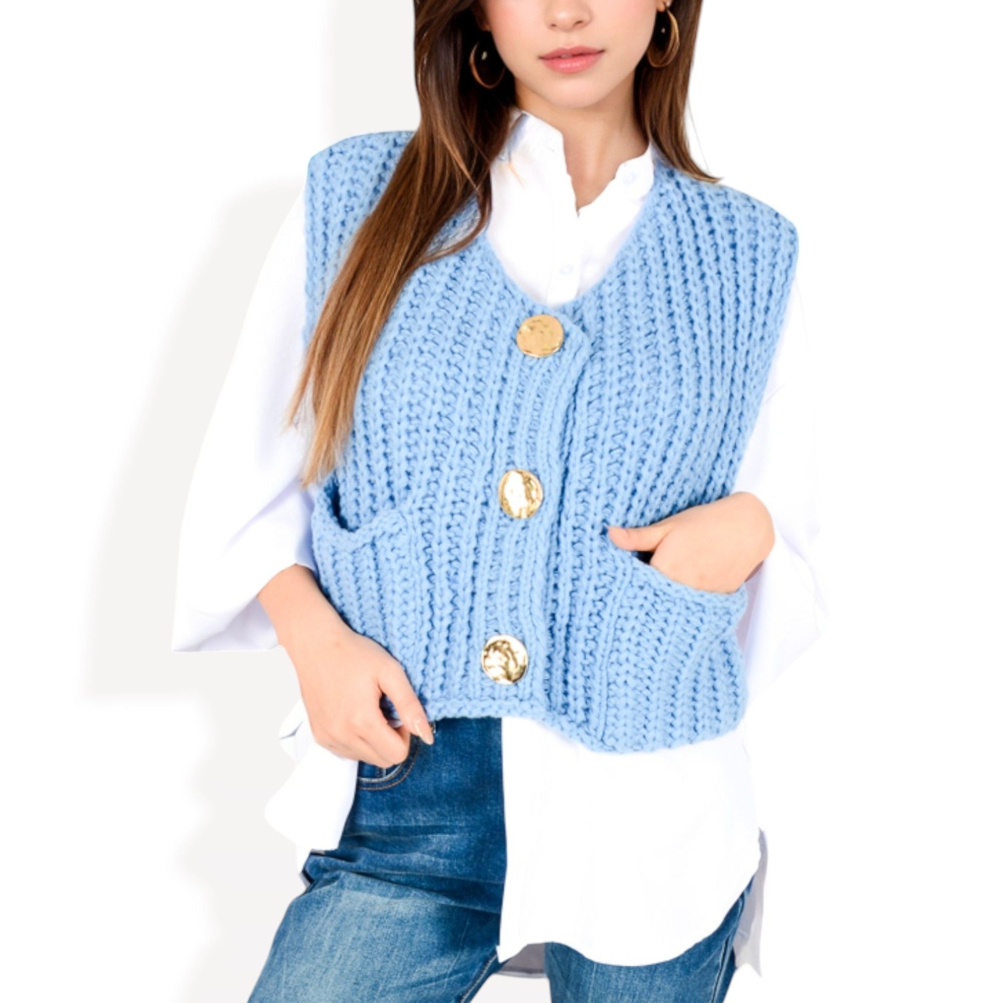 Women's Chunky Knit Vest with Oversized Buttons and Front Pockets ...