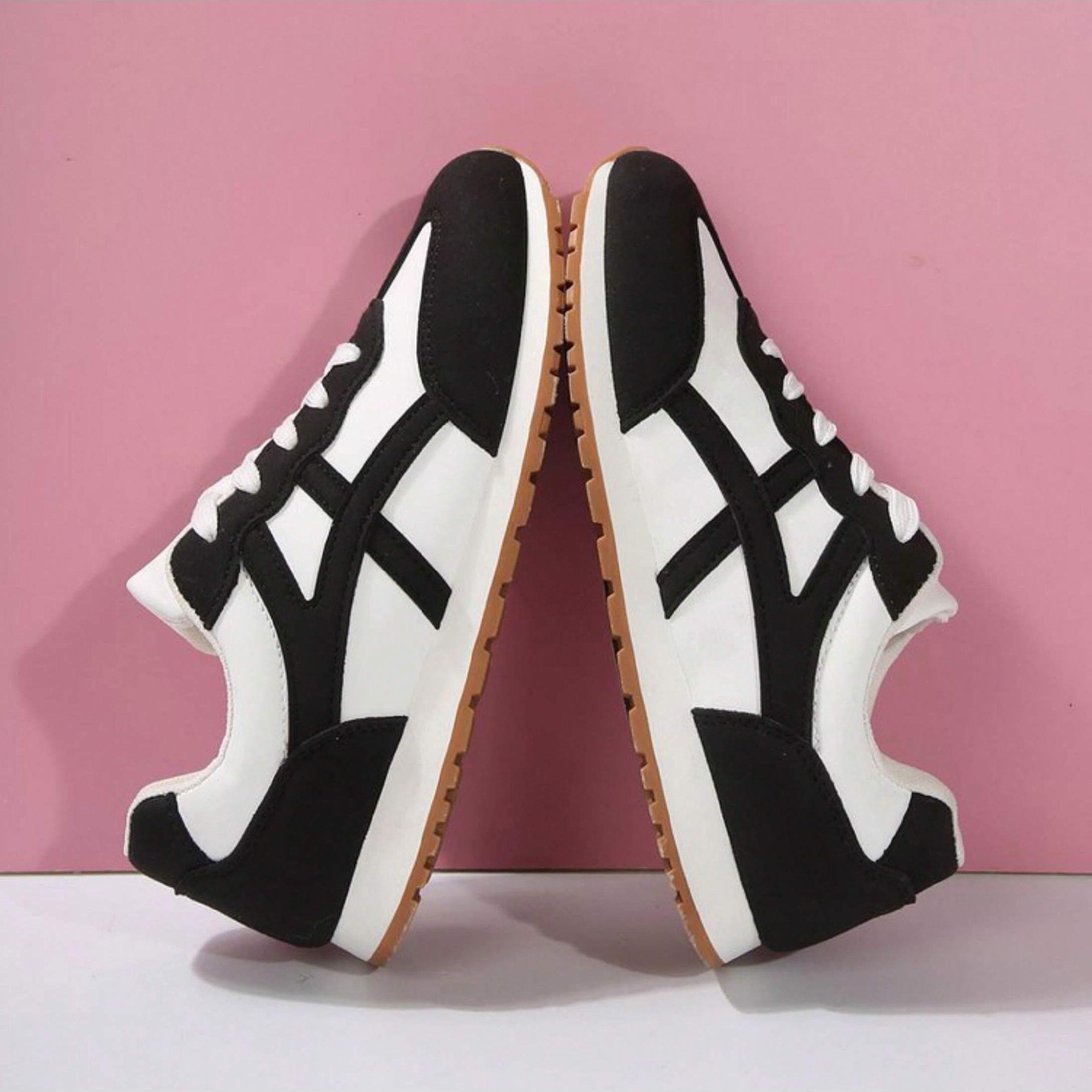 Women's Colorblock Wide Toe Sneakers - Breathable Fabric Upper, Non ...