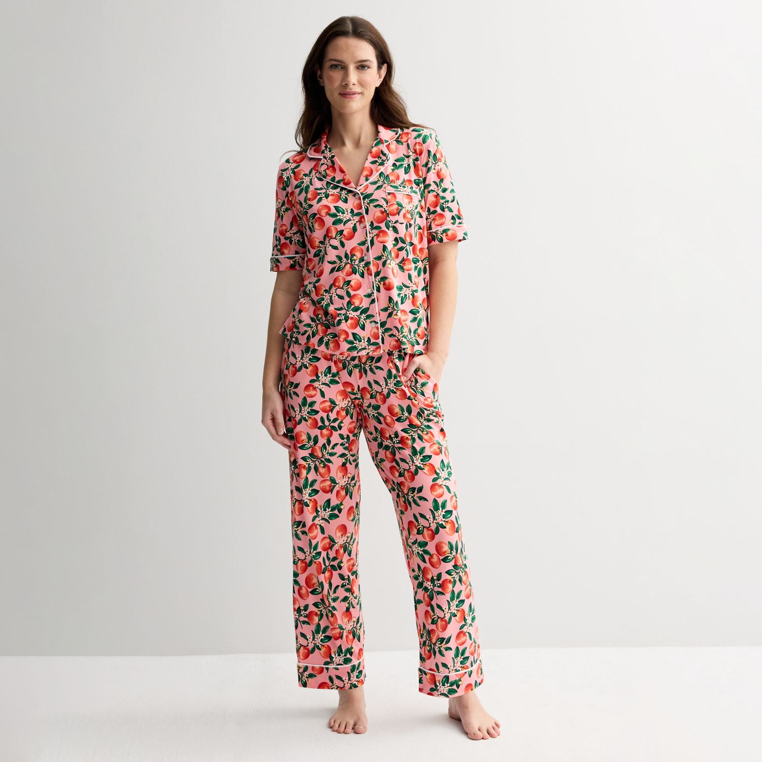 Women's Draper James 2-Piece Cozy Elbow Sleeve Notch Pajama Top and ...