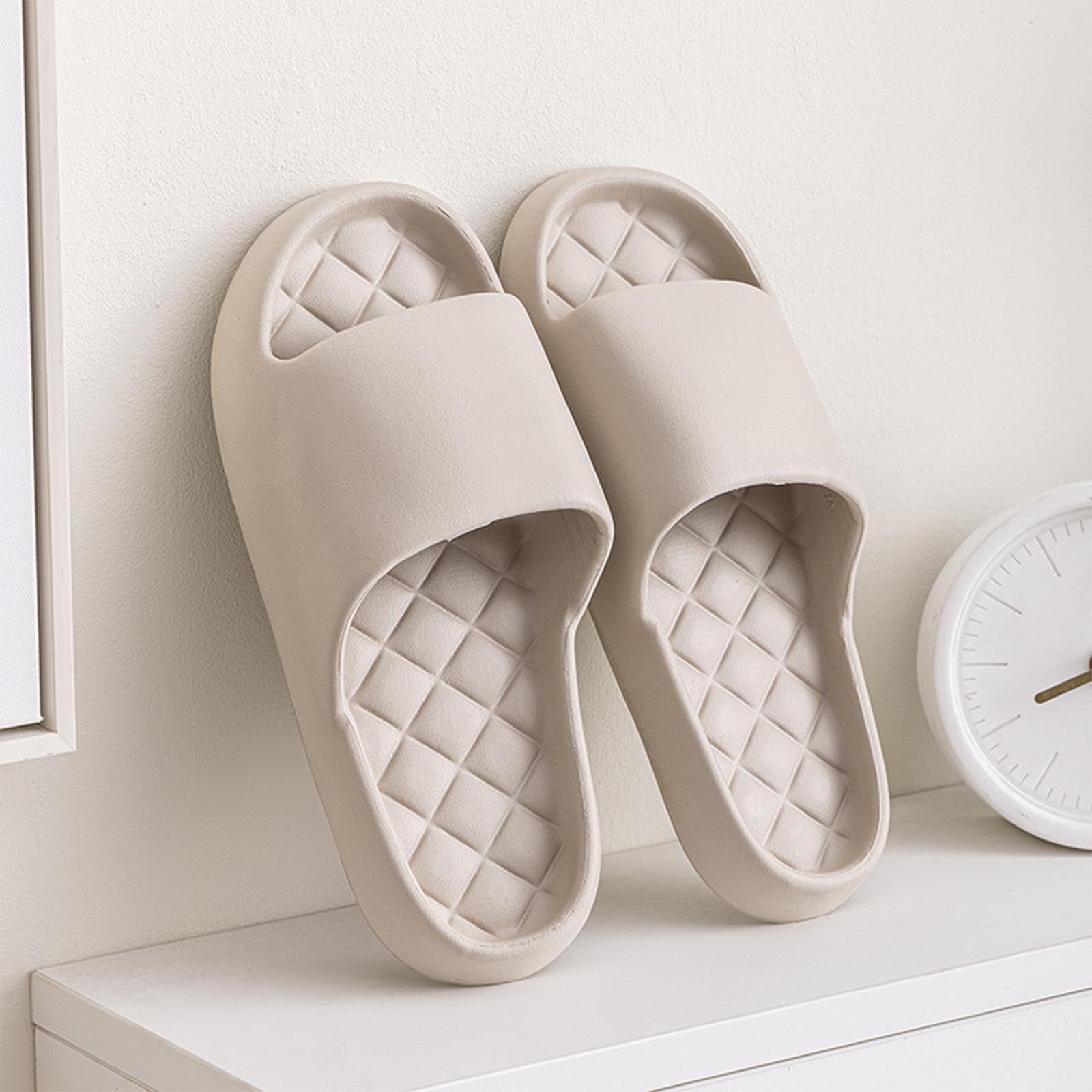 Women's Plush Memory Foam Slippers Men's And Women's Home Slippers ...