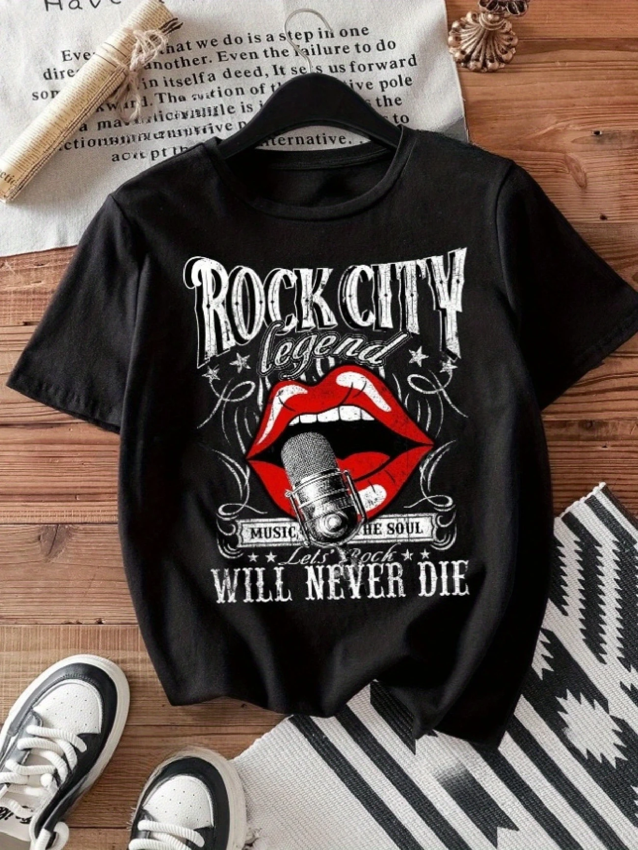Women's Rock City Legends Graphic Print T-Shirt - Vintage Rock 'n' Roll ...
