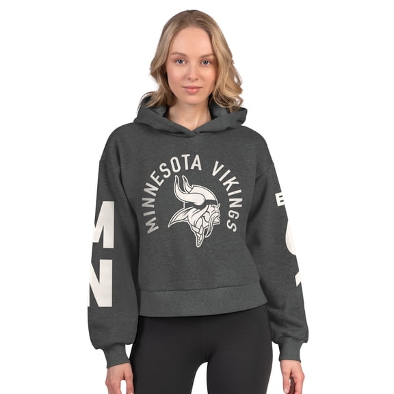 Women's Starter Heather Charcoal Chicago Bears Star Player Cropped ...