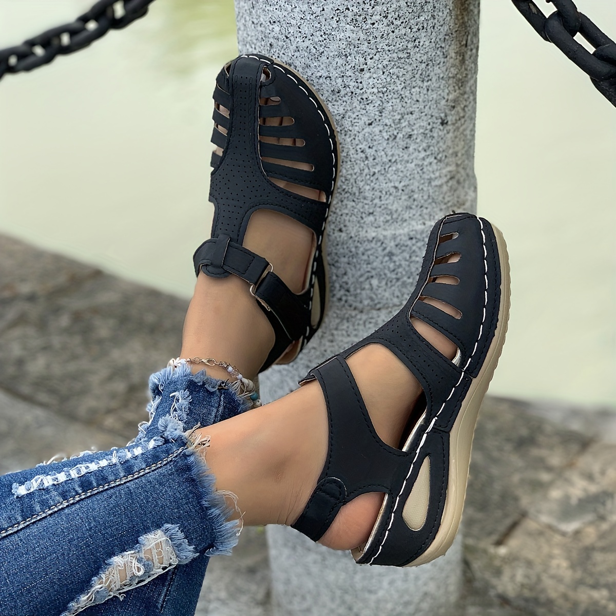 Women's Versatile Retro Low Wedge Summer Shoes, Closed Toe Platform ...