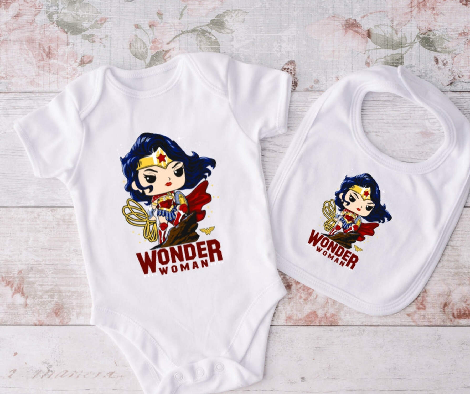 Wonder Woman Onesie and Bib Set - Walmart.com