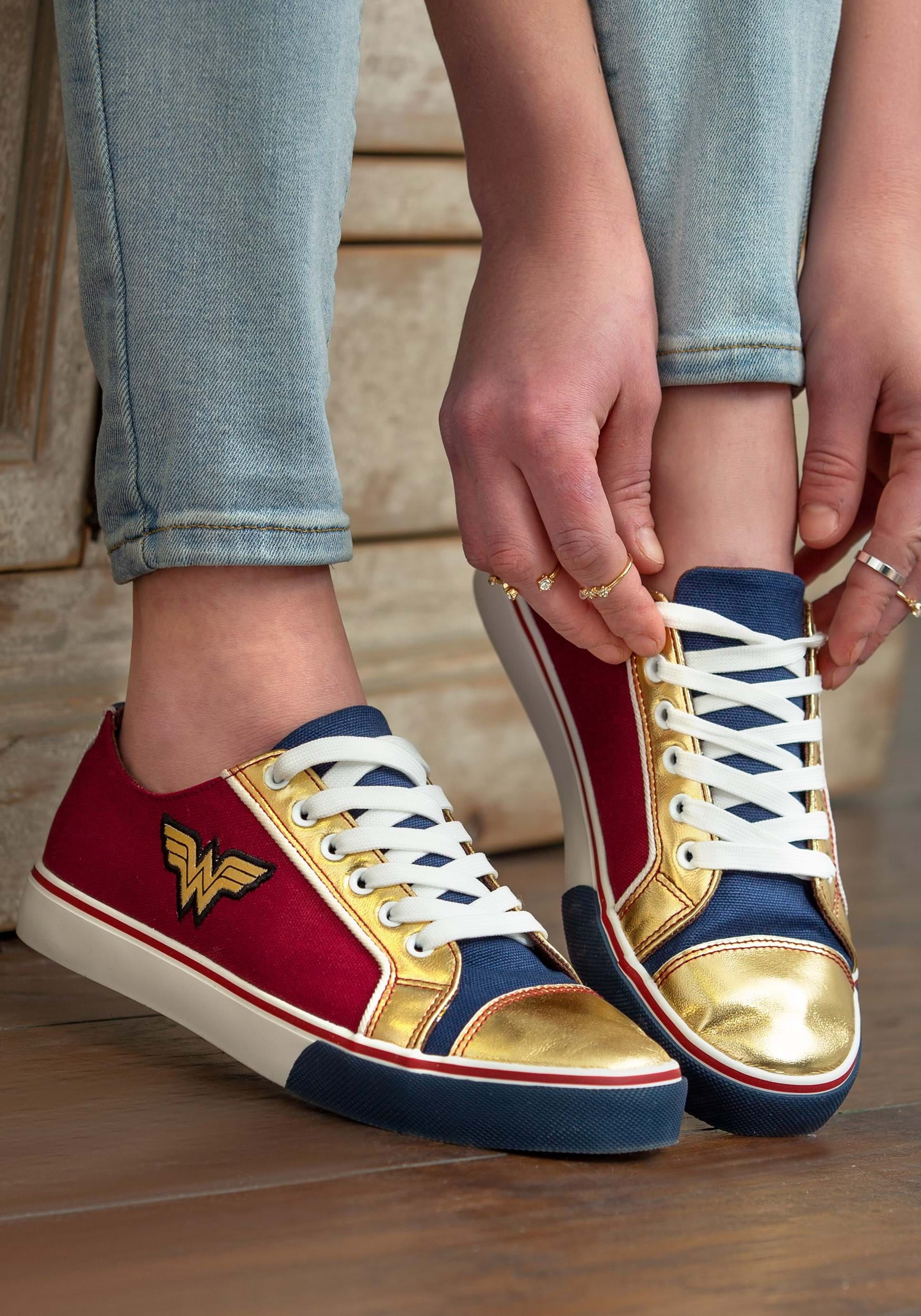 Wonder Woman Womens Shoes - Walmart.com
