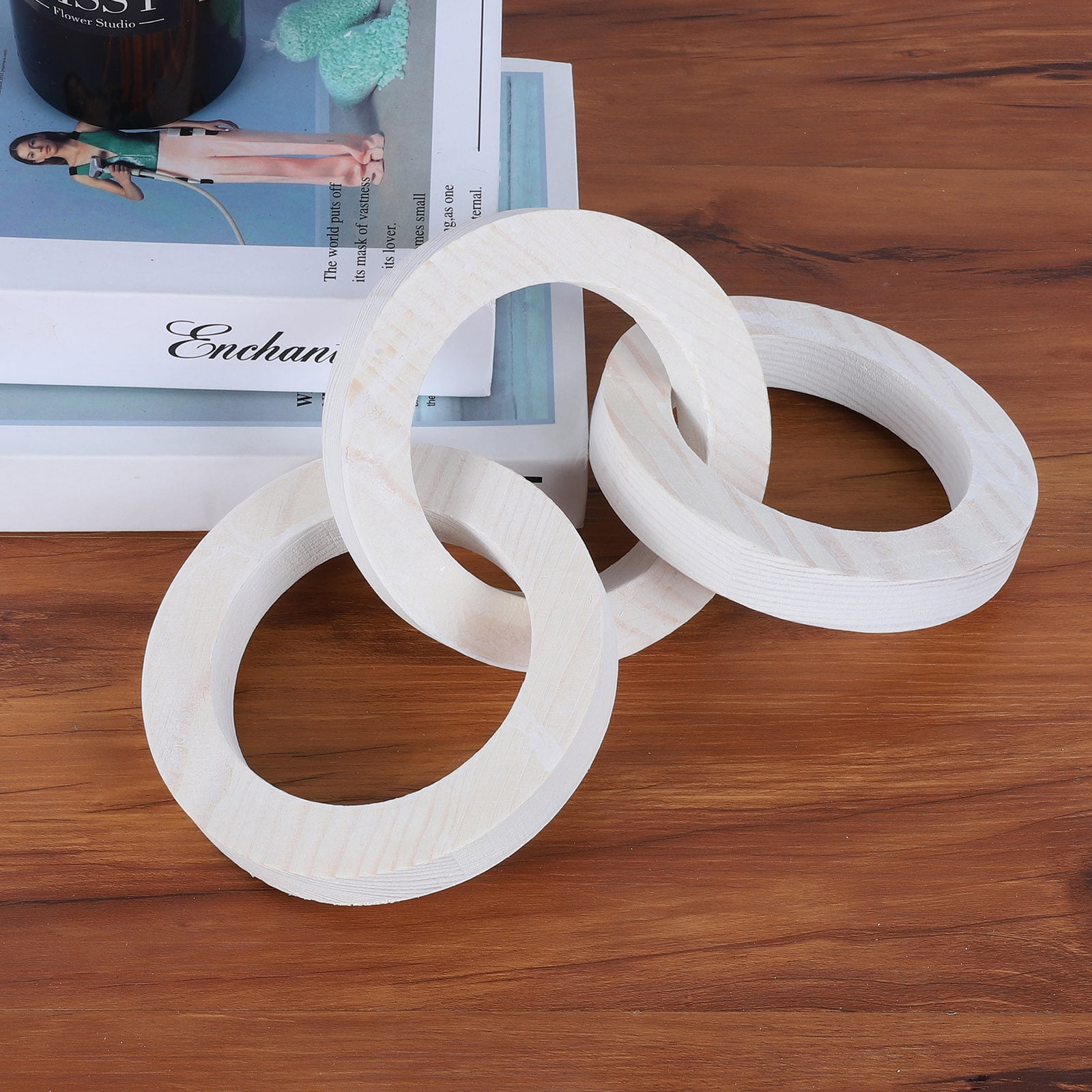 Wood Chain Link Decor, Hand Carved Wooden 3-Link Chain Decor, Modern ...