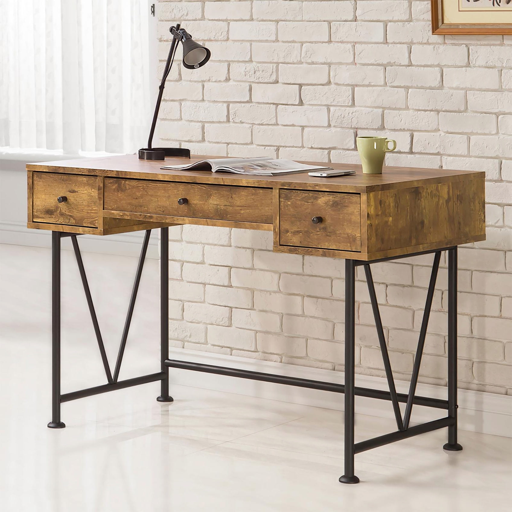 Wood and Metal Desk Design / Offers Functionality in Small Offices ...