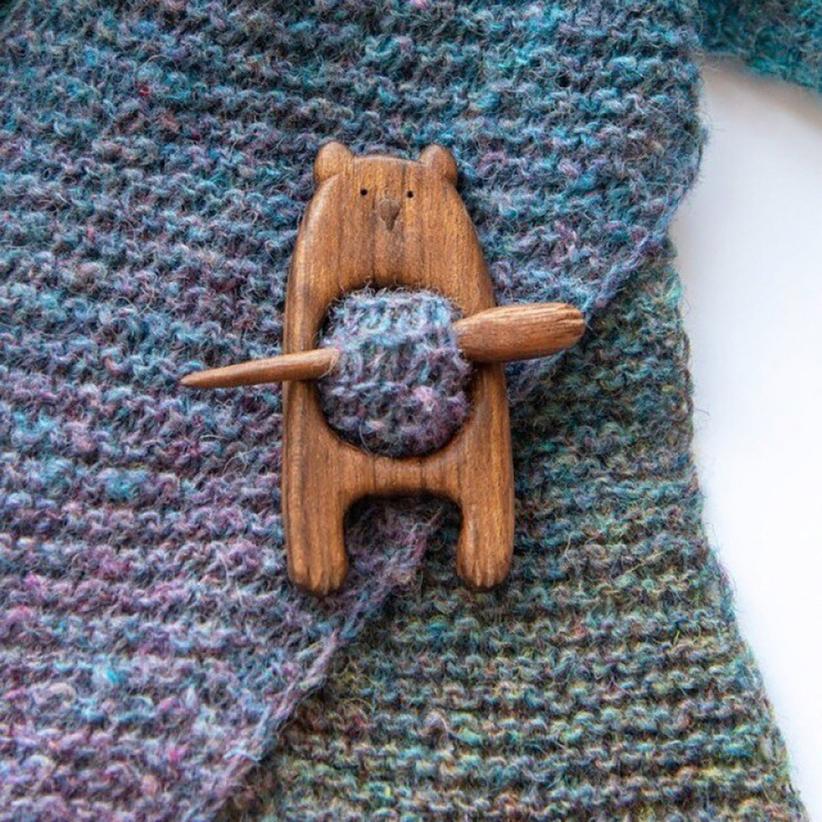 Wooden Brooch Pin with Cute Image Design Brooch, Sweater Clip, Vintage ...