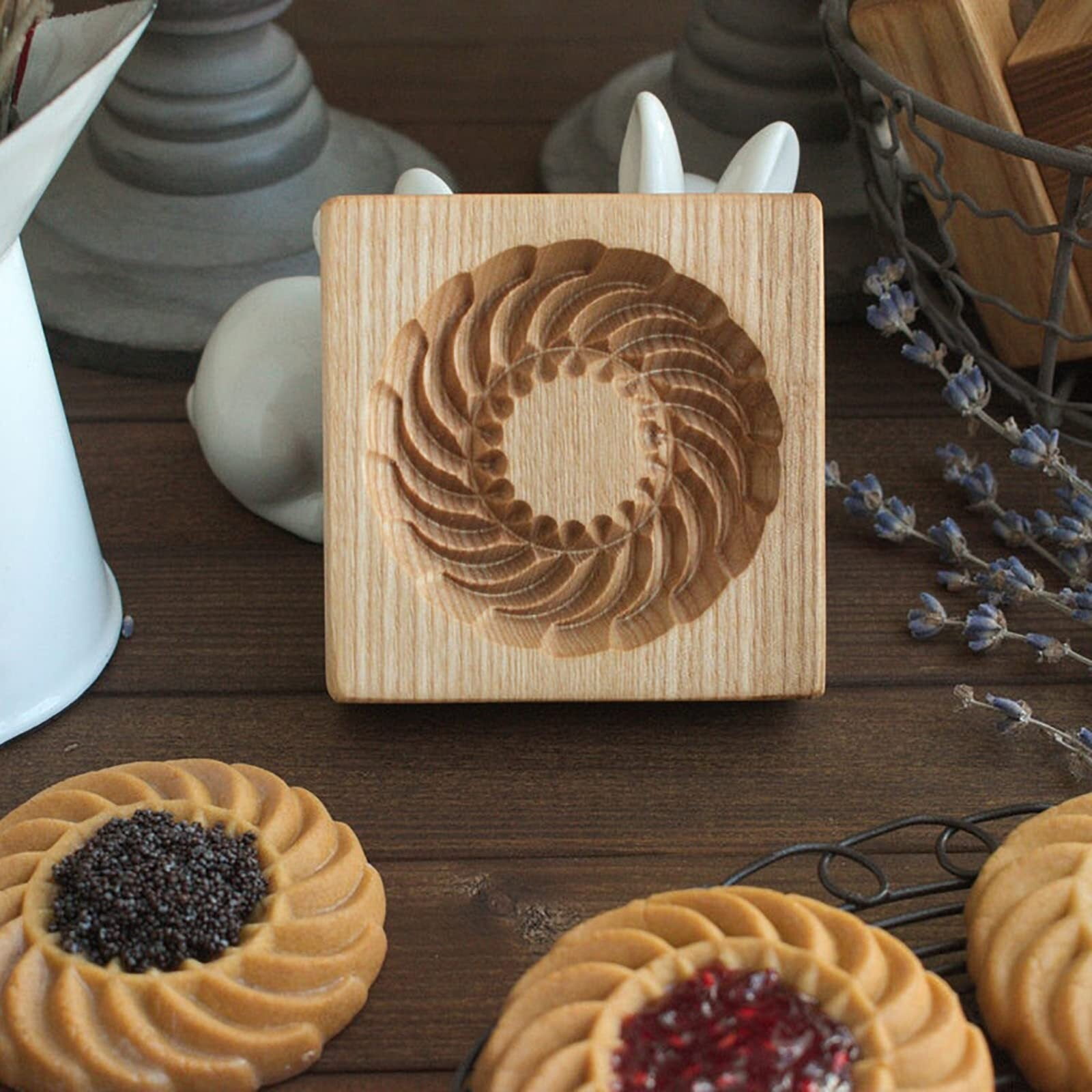 Wooden Cookie Stamp & Shortbread Mold Set - 3D Embossing Baking Molds ...