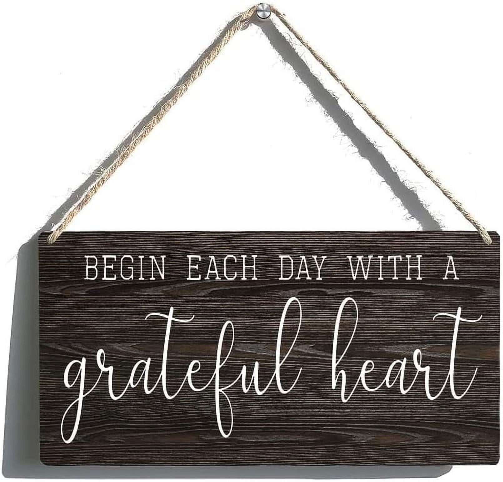 Wooden Sign Room Decorations Begin Each Day With A Grateful Heart Sign ...