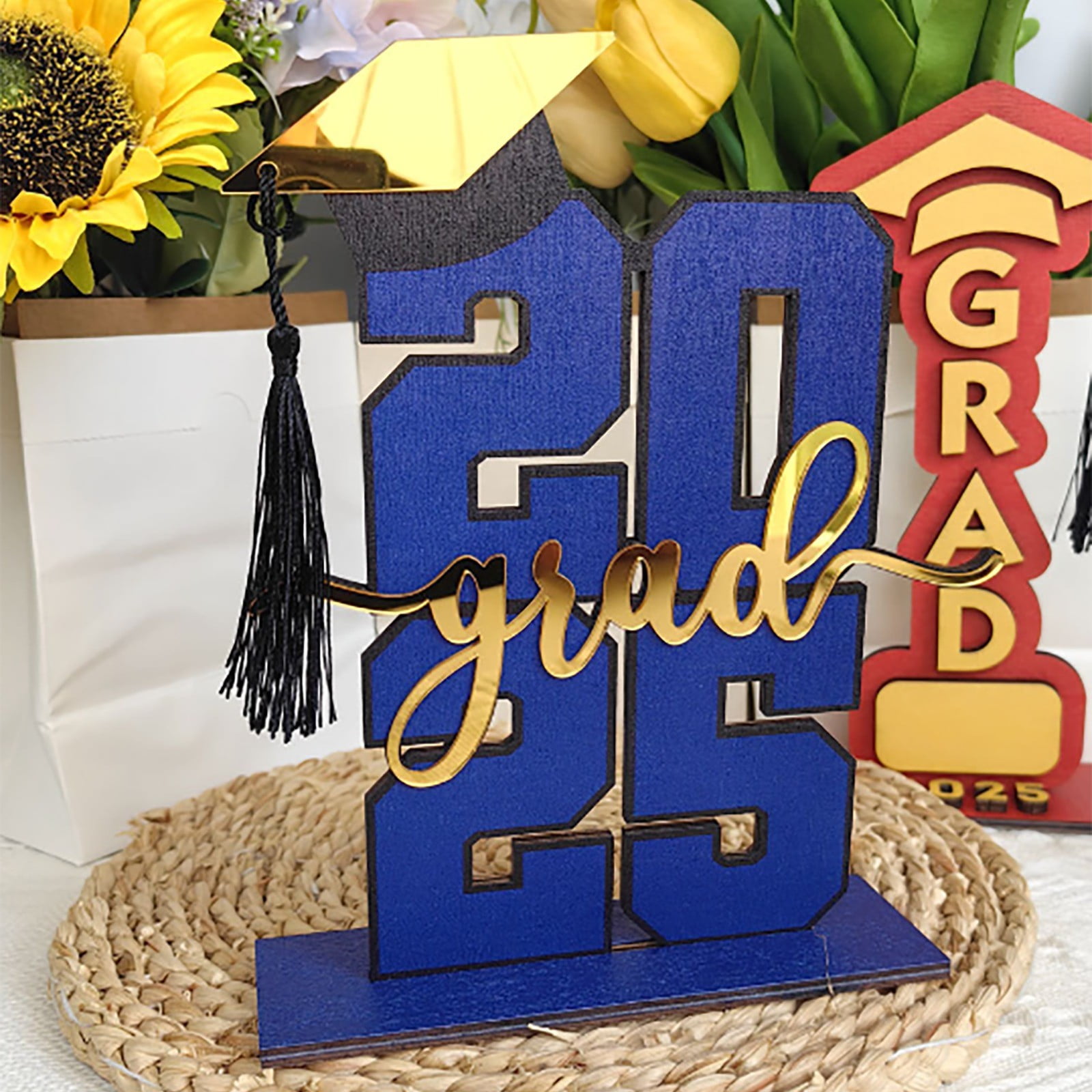 Wooden Table Sign Class of 2025 Graduation Decorations Sign Class of ...