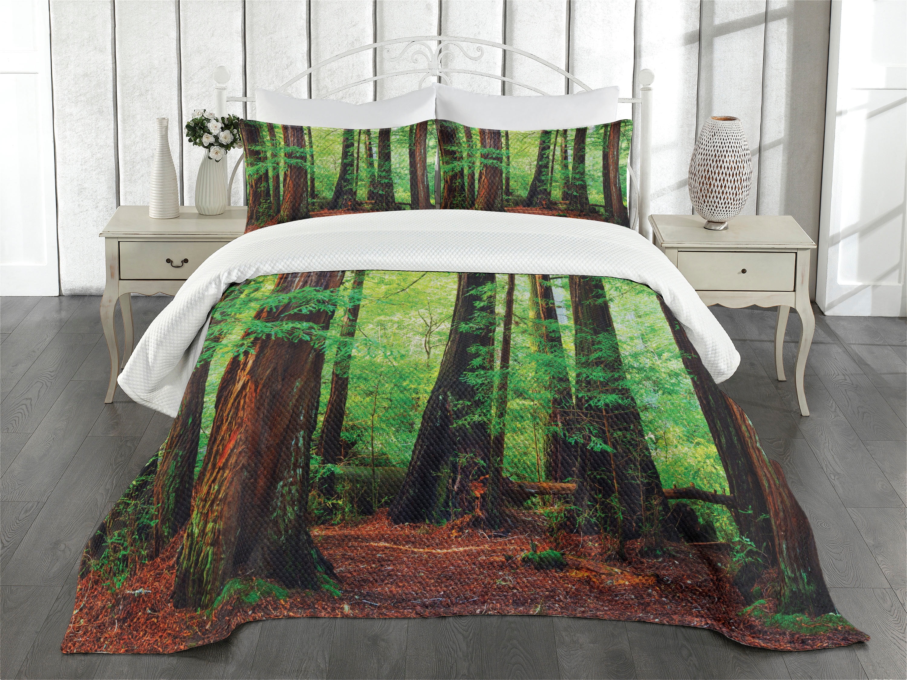 Woodland Bedspread Set, Redwood Trees Northwest Rain Forest Tropical ...