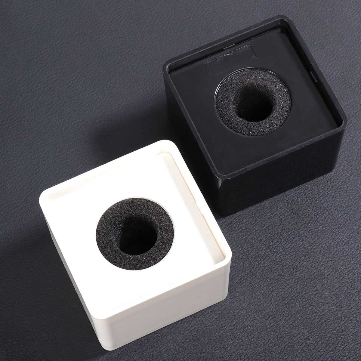 Worgeous 2 Pcs Logo Microphone Flag Stand News Anchor Prop Microphones ...