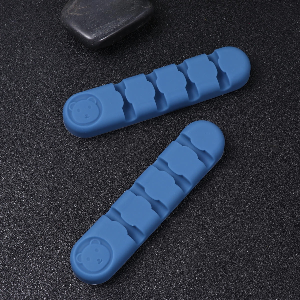 Worgeous 2pcs Blue Silicone Cable Management Self Adhesive Cord Clips ...