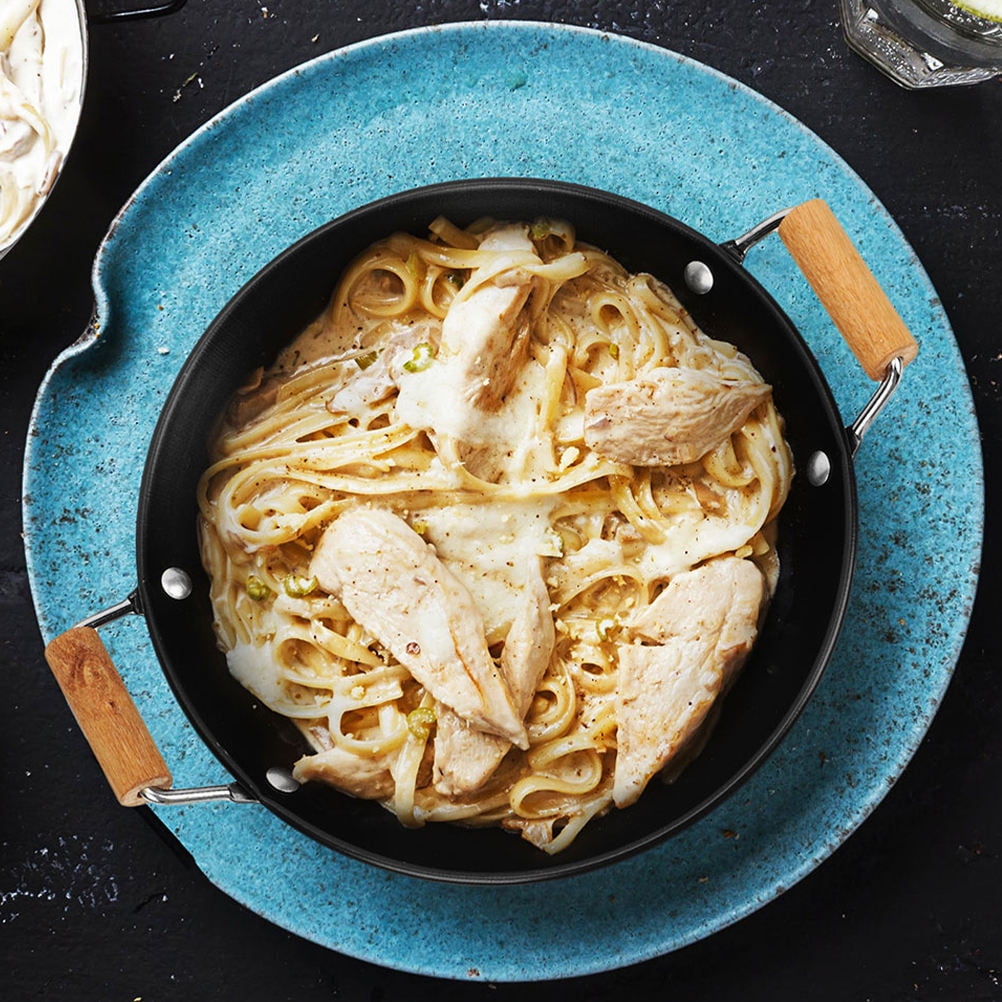 Worgeous Black Metal Hot Pot Cooking Pot for Home Use with Wooden ...