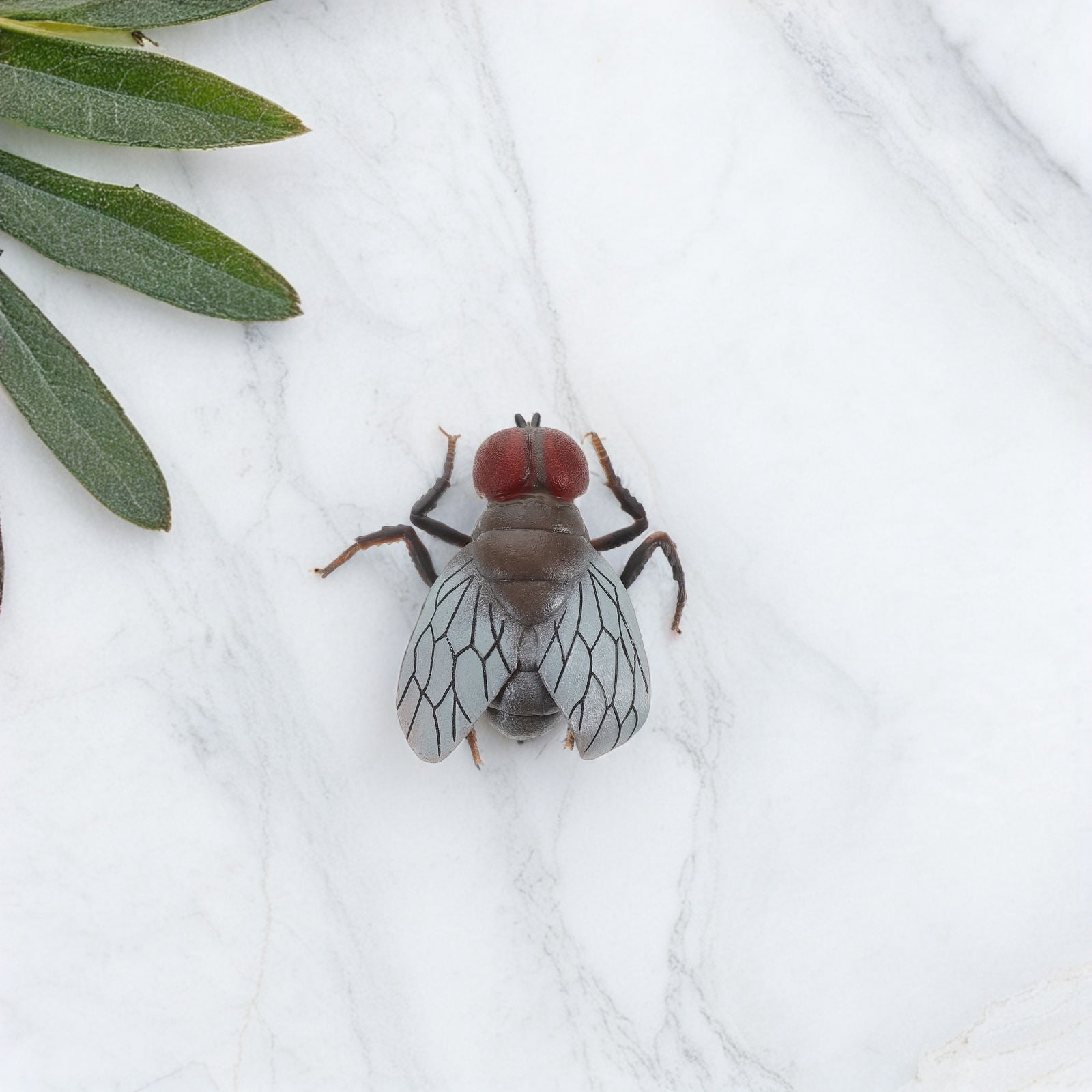 Worgeous Fake Fly Toy Realistic Fly Model Plastic Fly Figurine ...