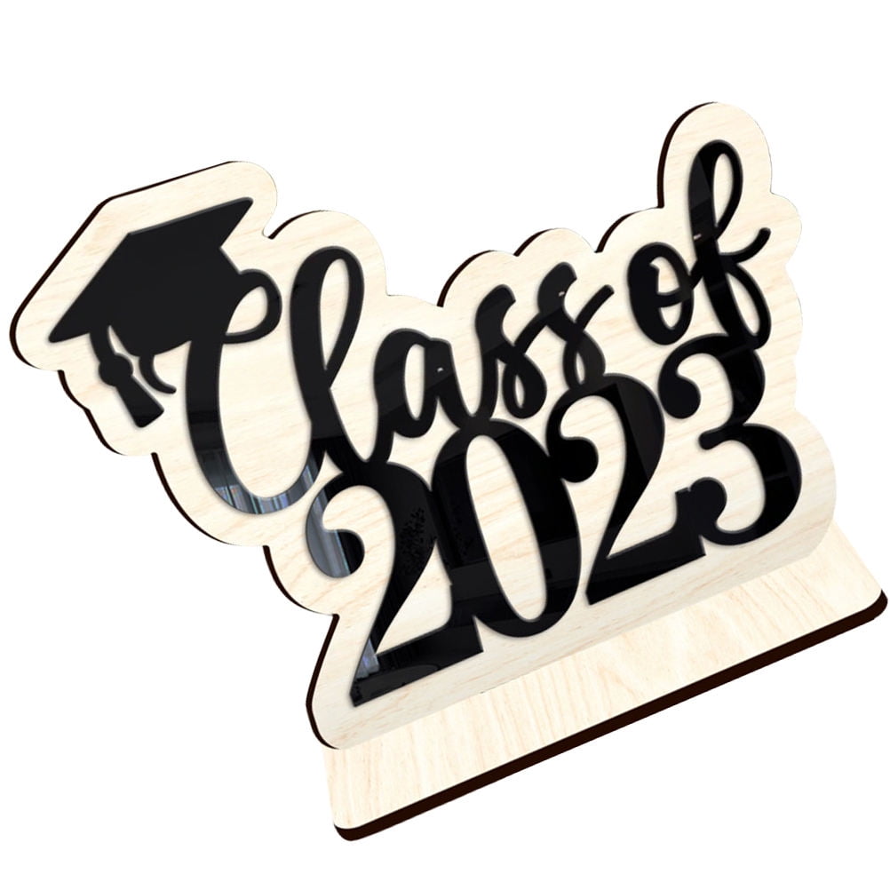 Worgeous Wooden Graduation Table Decor Graduation Party Table ...