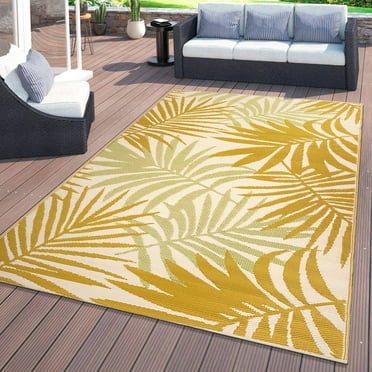 The Pioneer Woman Red Scallop Outdoor Rug, 7' x 10' - Walmart.com