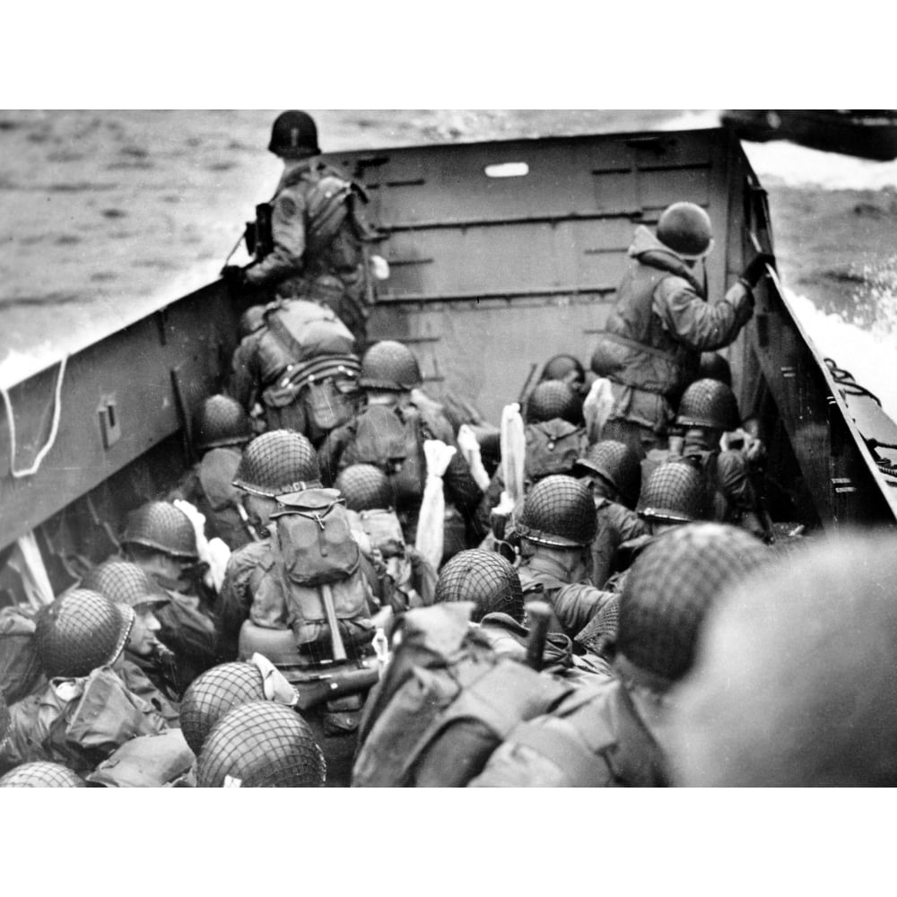 World War Ii D-Day 1944. Nu.S. Army Assault Troops Aboard The Coast ...