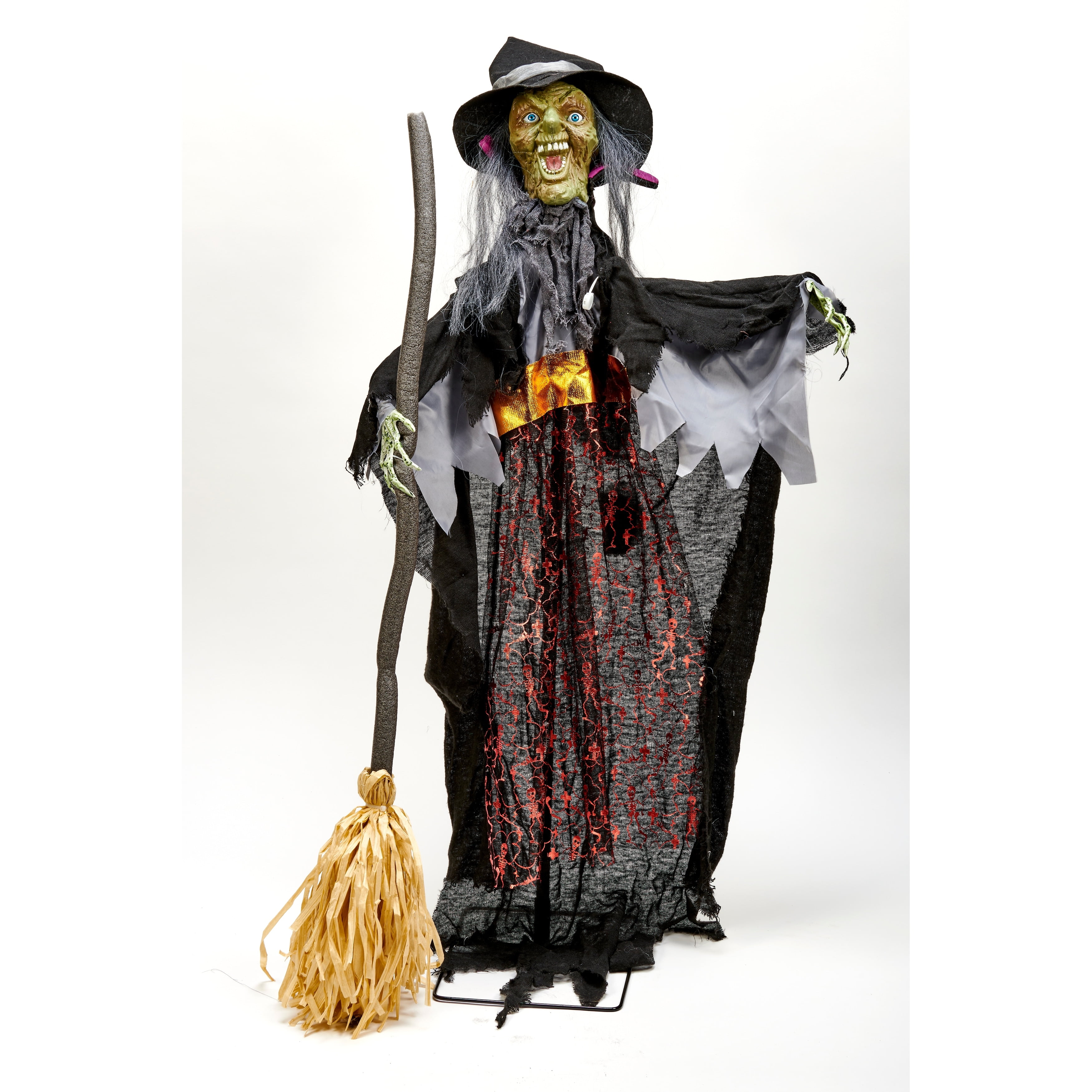 Worth Imports 48" Animated Standing Witch w/ Moving Head - Walmart.com