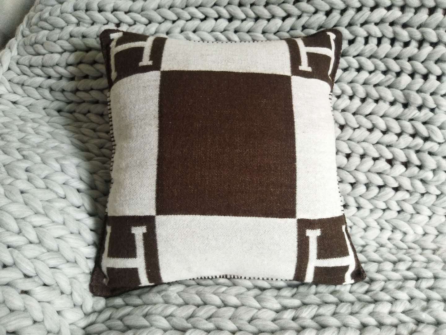 Woven Jacquard Pillow Pillow Case H Pillow H Blanket Cushion Sofa Wool ...