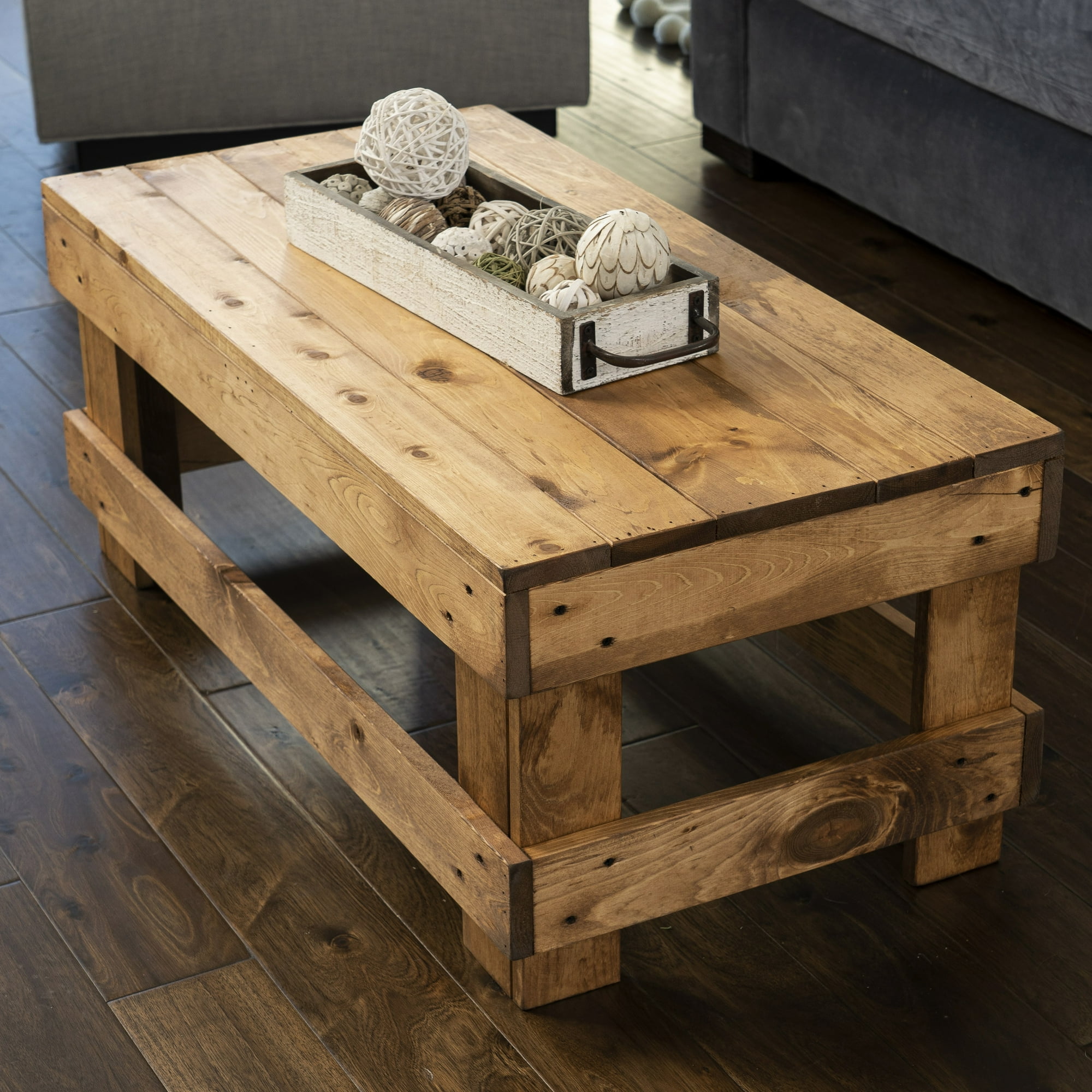 Rustic Coffee Table Decor
