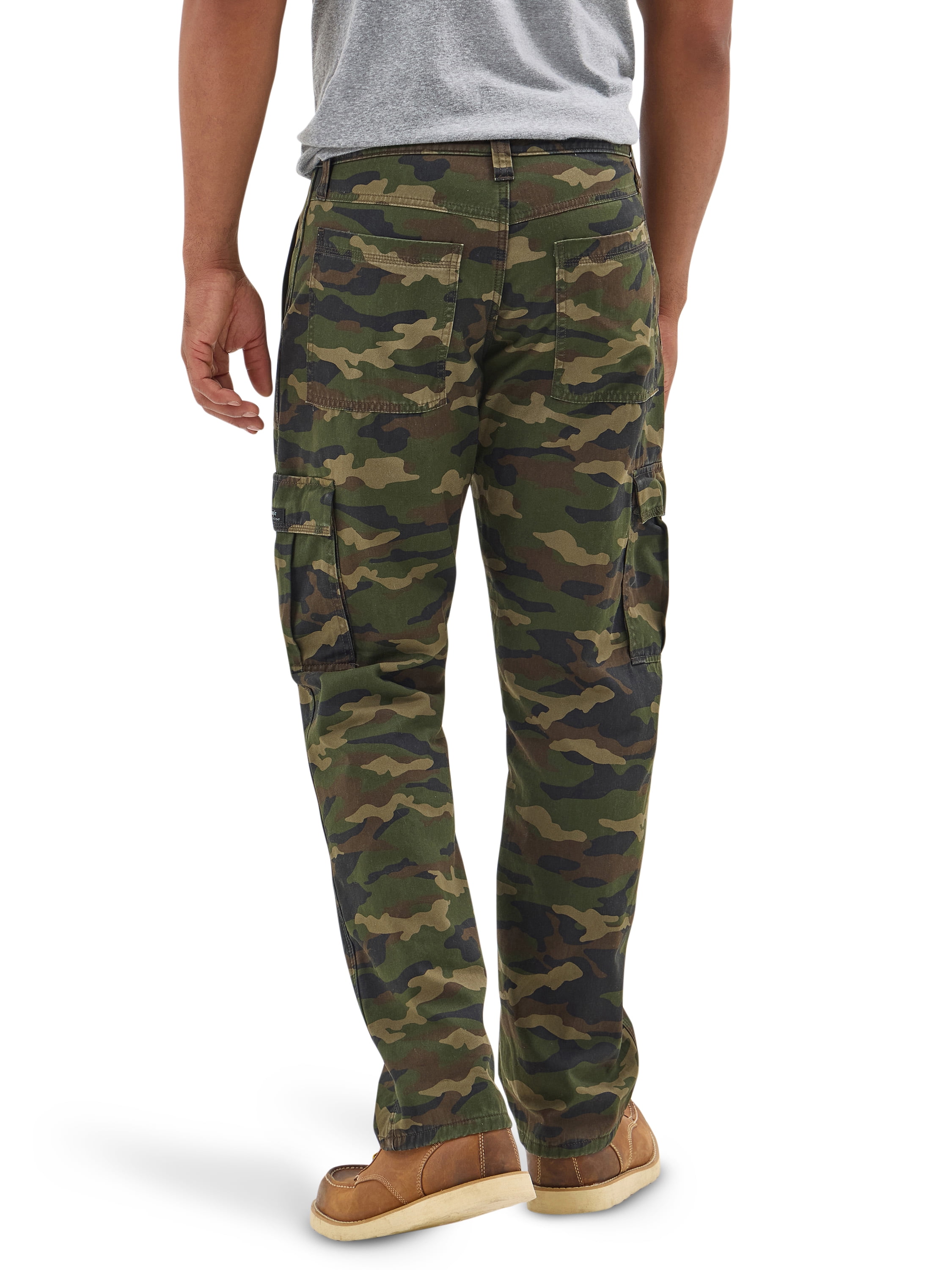 Wrangler men's Relaxed Fit Fleece Lined Cargo Pant - Walmart.com