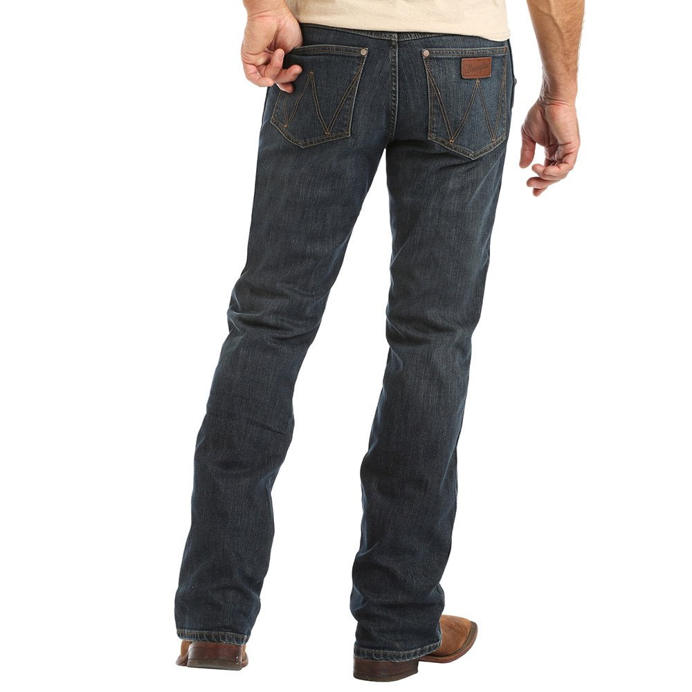 Wrangler Relaxed Fit Boot Cut Jeans (Men's) - Walmart.com