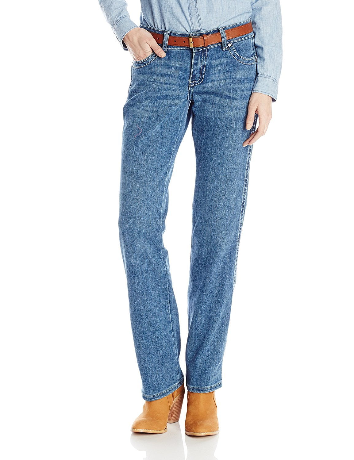 Wrangler Women's Premium Patch Mae Sits Above Hip Jean, Light Blue ...