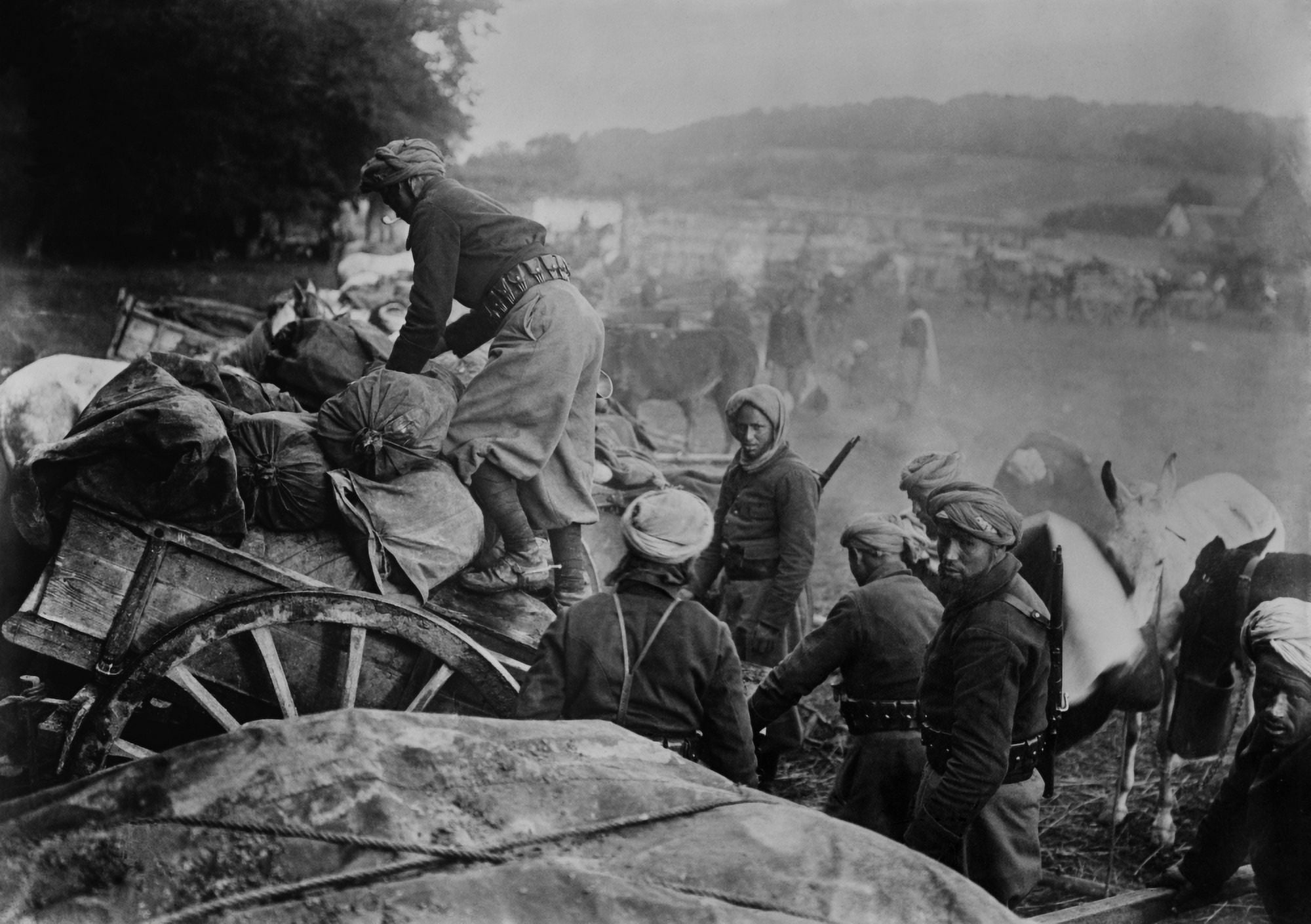 Ww1 Convoy Of Spahis Light Cavalry At Francport In Picardy History (36 ...