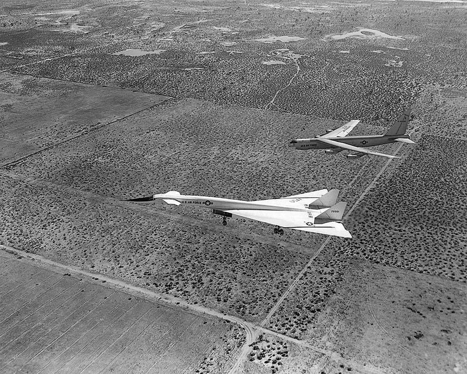 XB-70 / XB-70A Valkyrie & B-52 Approach - 20x30 Inch Laminated Aviation ...