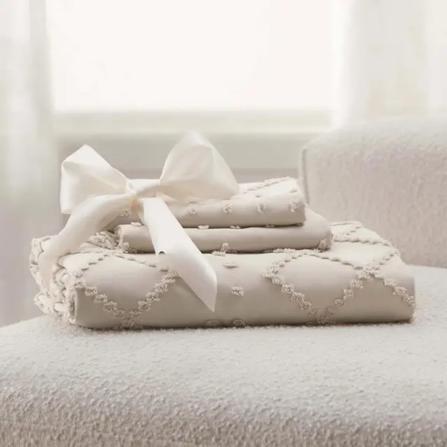 XEJEANG Add a touch of elegance to your bedroom with this luxurious ...