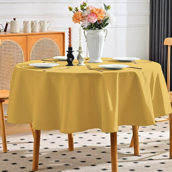 90 Christmas Tablecloths